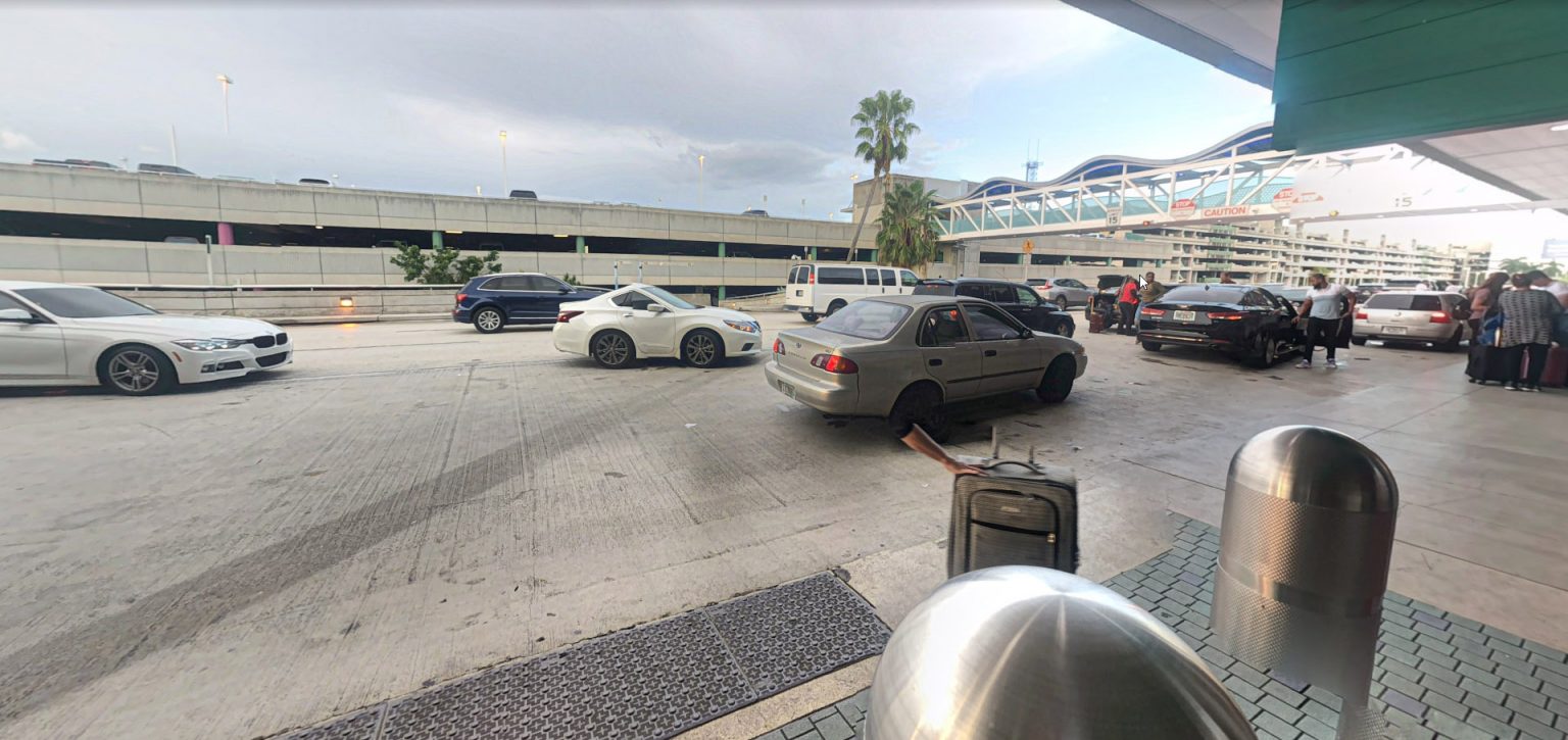 Fort Lauderdale Hollywood International Airport code FLL